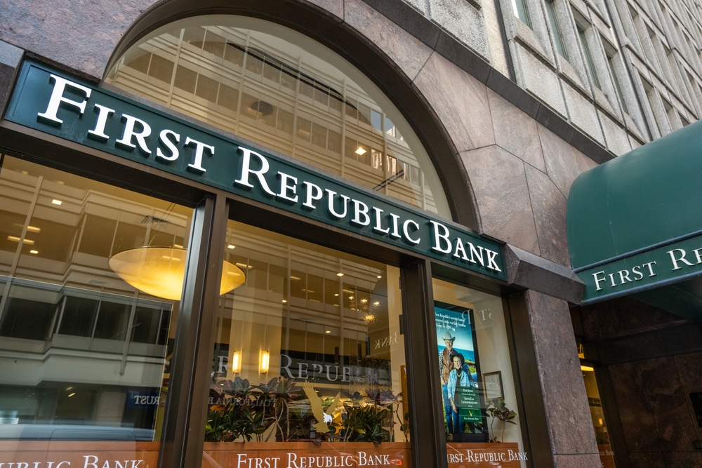 First Republic Bank è la terza banca americana a fallire in meno di due ...