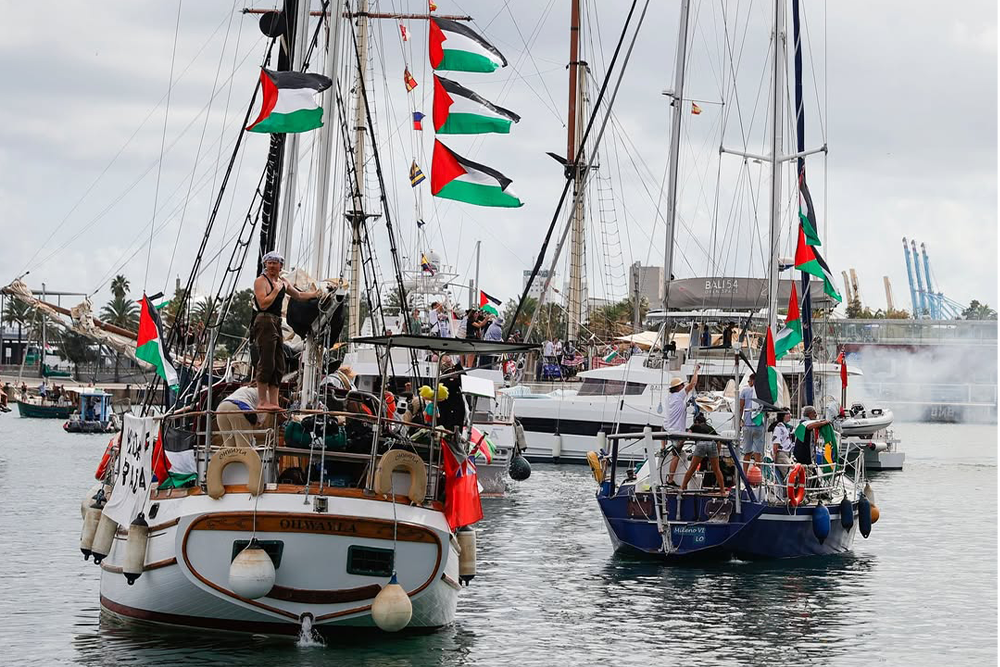 "Dove non arrivano i governi possono i popoli": intervista alla Global Sumud Flotilla - L ...